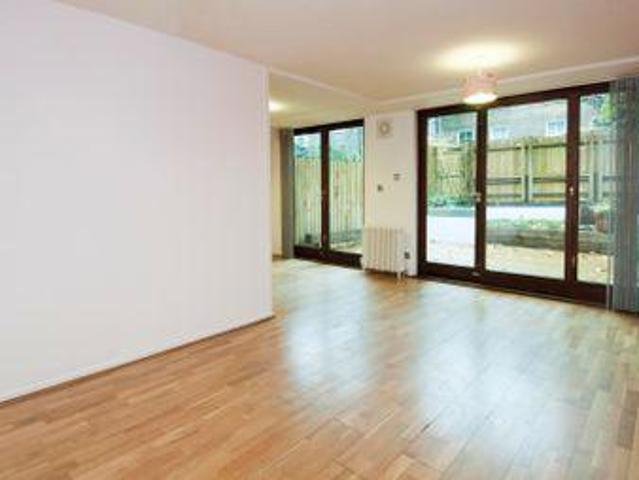2 Bedrooms Flat for sale in Great Western Road, London W11