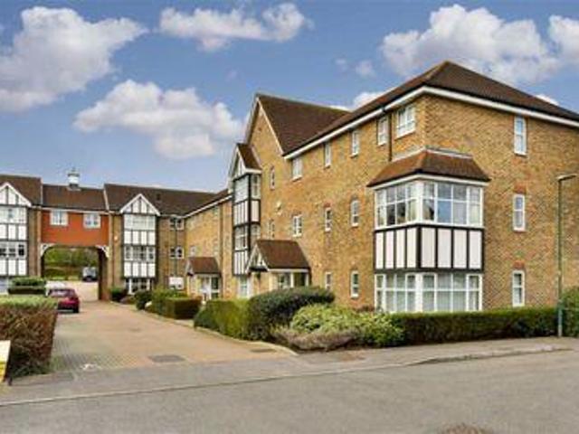 2 Bedrooms Flat for sale in Grebe Court, Sutton, Surrey SM1