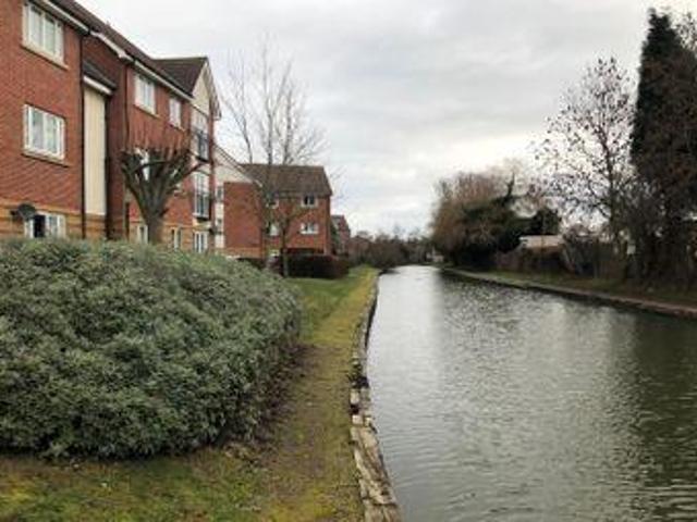 2 Bedrooms Flat for sale in Grindle Road, Longford, Coventry CV6