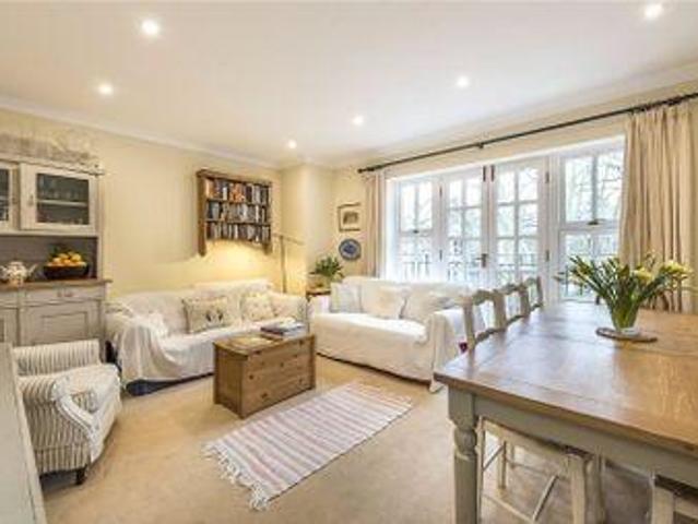 2 Bedrooms Flat for sale in Grosvenor Avenue, London N5