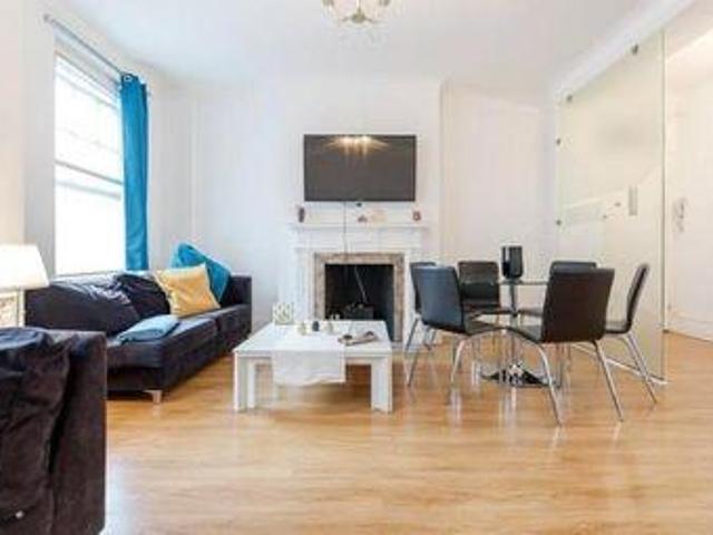 2 Bedrooms Flat for sale in Grosvenor Court, Marble Arch, London W2
