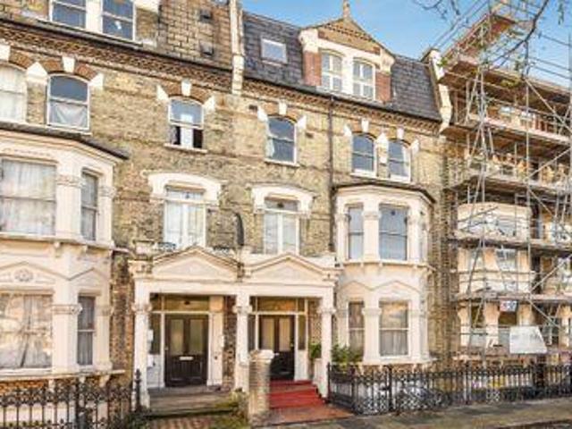 2 Bedrooms Flat for sale in Gwendwr Road, London W14