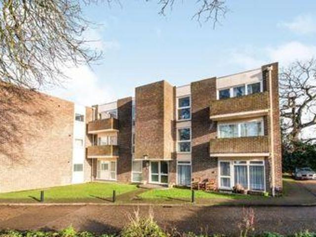 2 Bedrooms Flat for sale in Downsland Road, Basingstoke, Hampshire RG21
