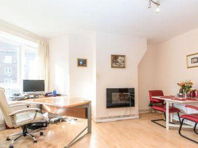 2 Bedrooms Flat for sale in Dorset Road, London SW8