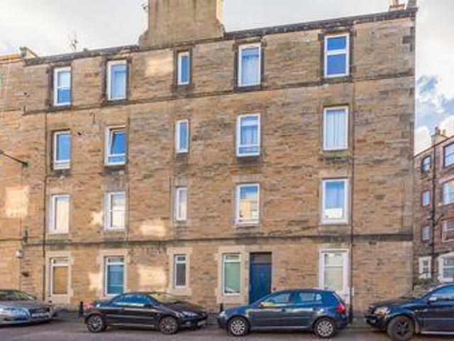 2 Bedrooms Flat for sale in Dalgety Road, Meadowbank, Edinburgh EH7