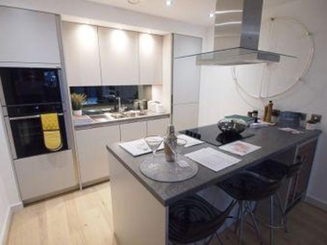 2 Bedrooms Flat for sale in Dallam Avenue, Morecambe LA4