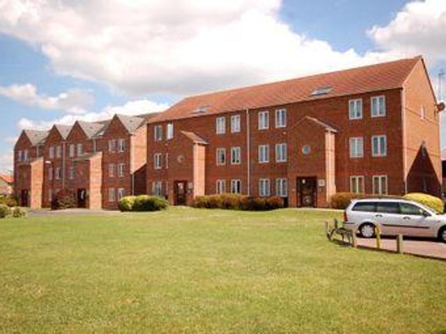 2 Bedrooms Flat for sale in Darwin Close, Huntington, York YO31