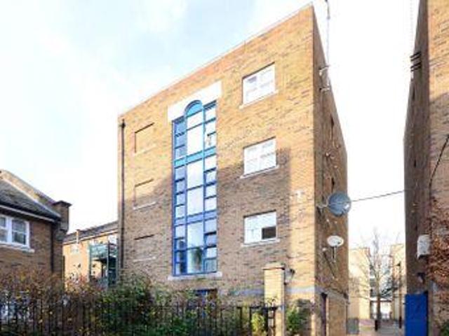 2 Bedrooms Flat for sale in Dartmoor Walk, Isle Of Dogs E14
