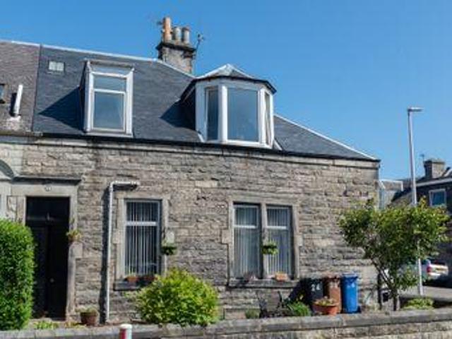 2 Bedrooms Flat for sale in Dewar Street, Dunfermline KY12