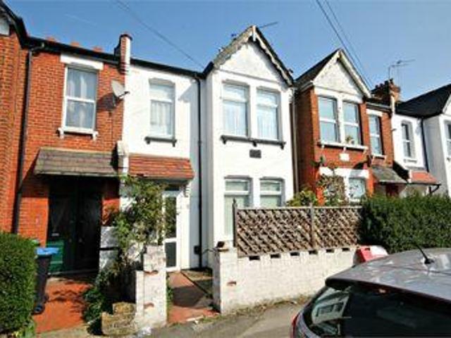 2 Bedrooms Flat for sale in Deacon Road, Willesden, London NW2