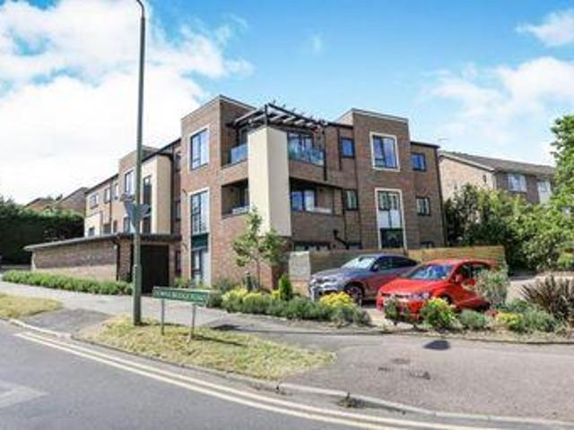2 Bedrooms Flat for sale in Denbeck Court, 13 Downs Bridge Road, Beckenham. BR3
