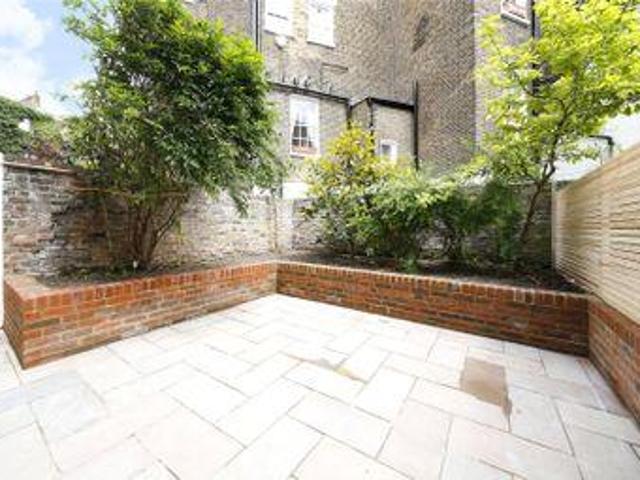 2 Bedrooms Flat for sale in Denbigh Street, London SW1V