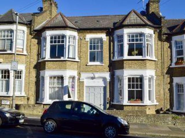 2 Bedrooms Flat for sale in Denton Street, Wandsworth SW18