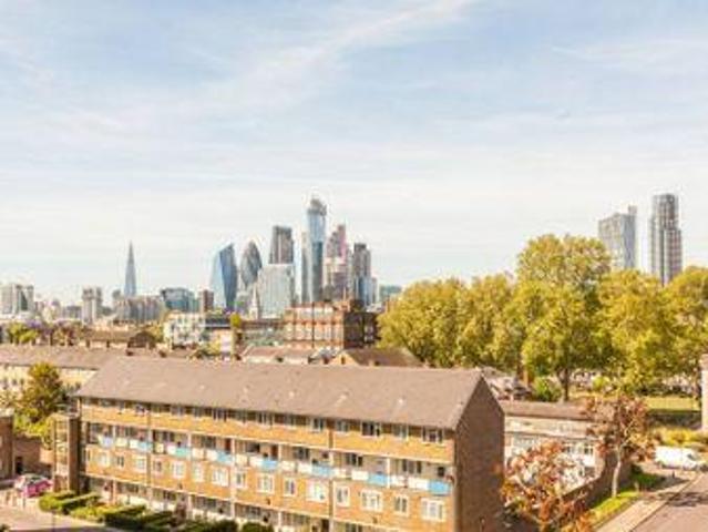 2 Bedrooms Flat for sale in Derbyshire Street, Bethnal Green E2