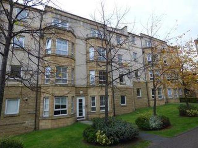 2 Bedrooms Flat for sale in Dicksonfield, Edinburgh EH7