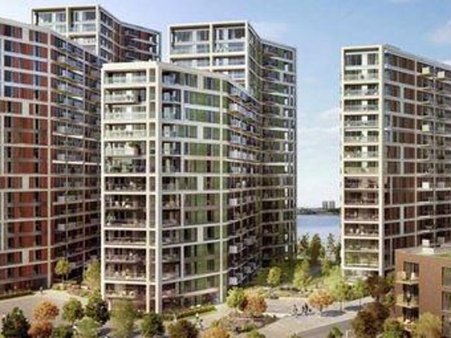 2 Bedrooms Flat for sale in Duke Of Wellington Avenue, London SE18