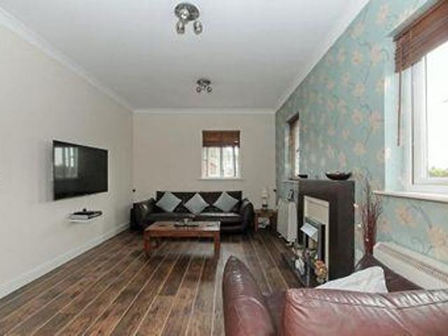 2 Bedrooms Flat for sale in Emerald Crescent, Sonora Fields, Sittingbourne ME10