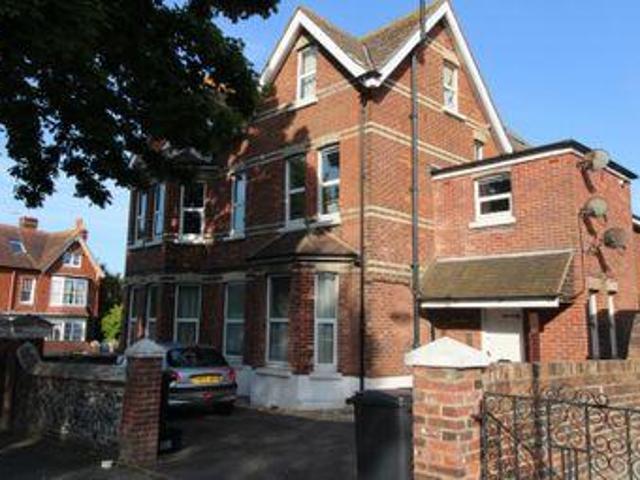 2 Bedrooms Flat for sale in Enys Road, Eastbourne BN21