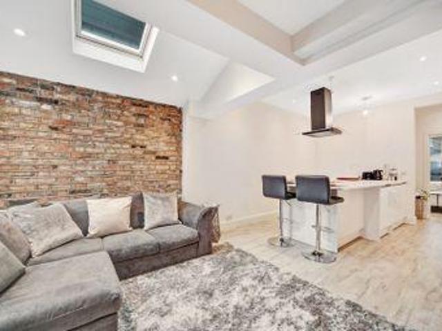 2 Bedrooms Flat for sale in Endsleigh Road, Ealing W13