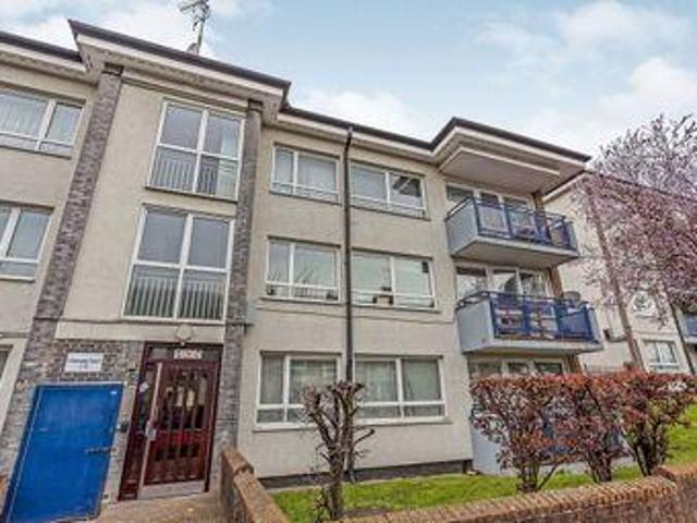 2 Bedrooms Flat for sale in Endwell Road, London SE4