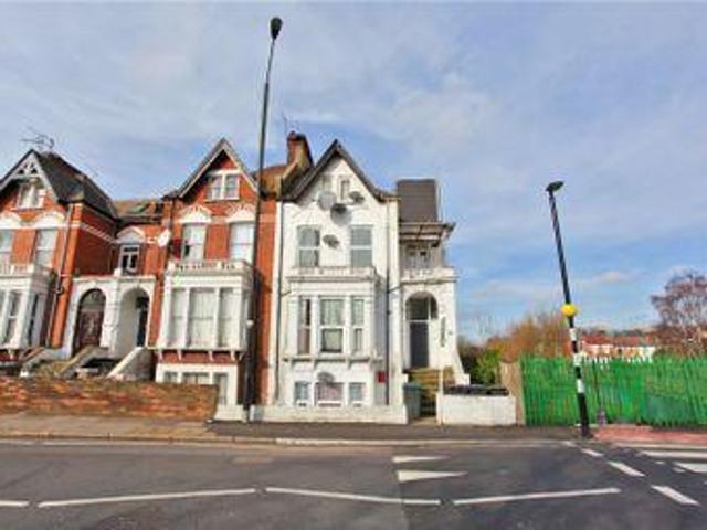 2 Bedrooms Flat for sale in Endymion Road, London N4