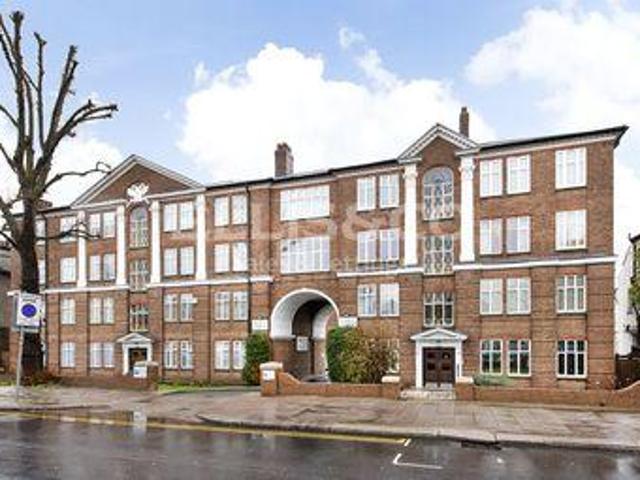 2 Bedrooms Flat for sale in Eagle Lodge, Golders Green Road, London NW11