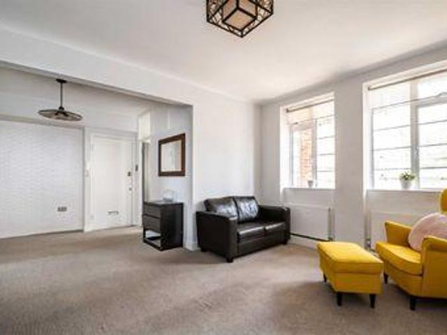 2 Bedrooms Flat for sale in Eamont Court, London NW8