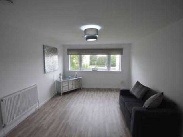 2 Bedrooms Flat for sale in Easdale, East Kilbride, South Lanarkshire G74