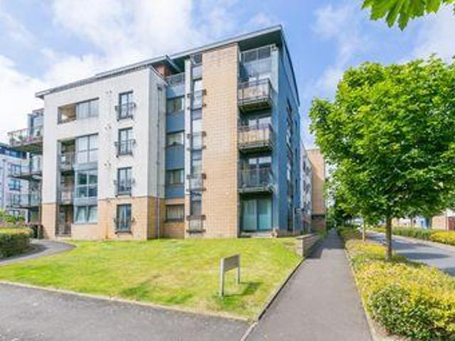 2 Bedrooms Flat for sale in East Pilton Farm Avenue, Fettes, Edinburgh EH5