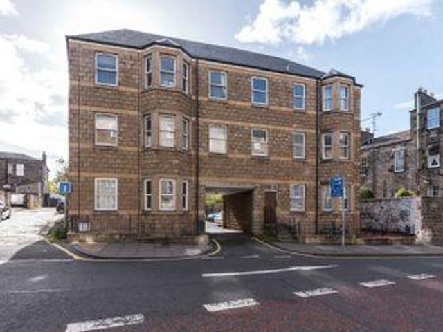 2 Bedrooms Flat for sale in East Preston Street, Newington, Edinburgh EH8