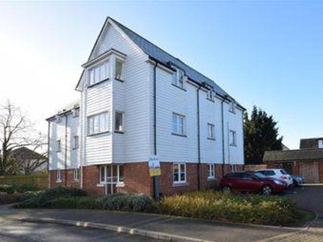 2 Bedrooms Flat for sale in Eglington Drive, Wainscott, Rochester, Kent ME3