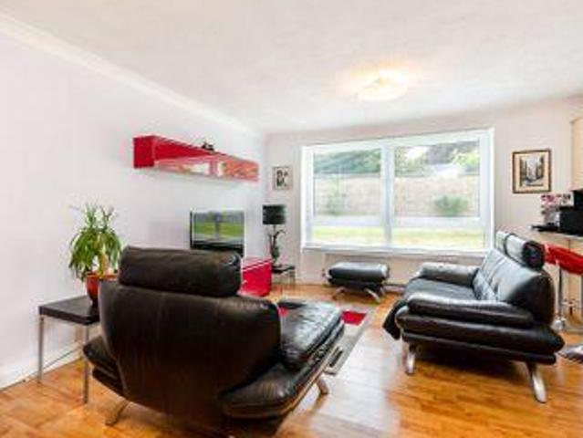 2 Bedrooms Flat for sale in Epsom Road, Croydon CR0