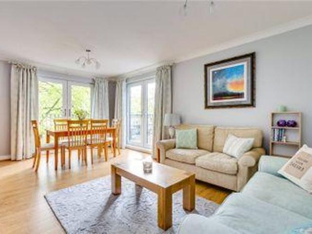 2 Bedrooms Flat for sale in Essex Road, Islington, London N1