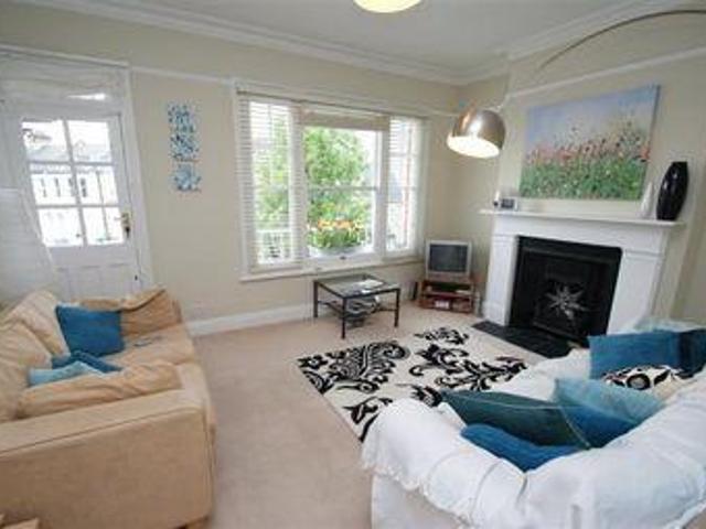 2 Bedrooms Flat for sale in Foskett Road, London SW6