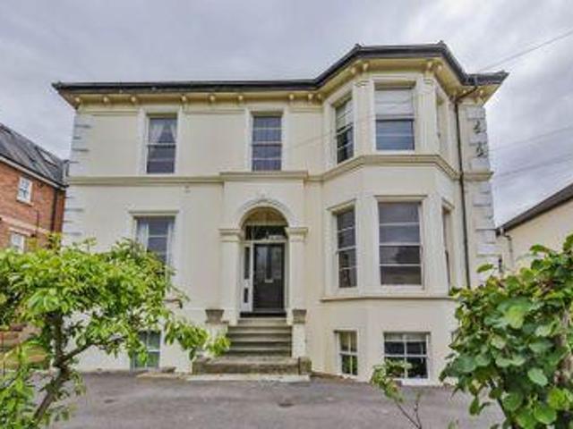 2 Bedrooms Flat for sale in Fairmount Road, Cheltenham GL51