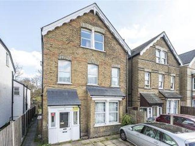 2 Bedrooms Flat for sale in Fassett Road, Kingston Upon Thames KT1