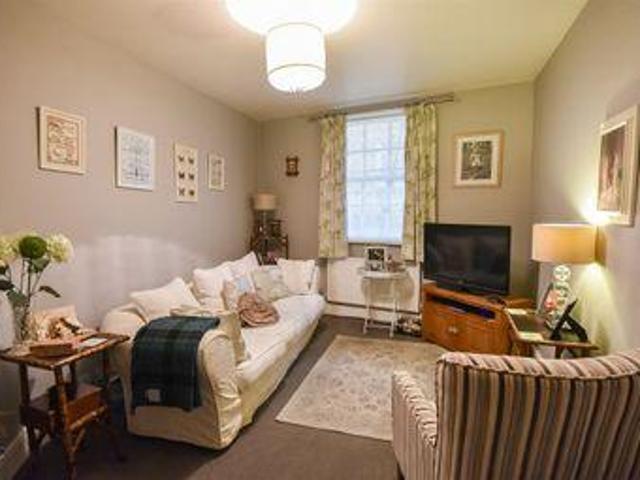 2 Bedrooms Flat for sale in Feasegate, Off Parliament Square, York YO1