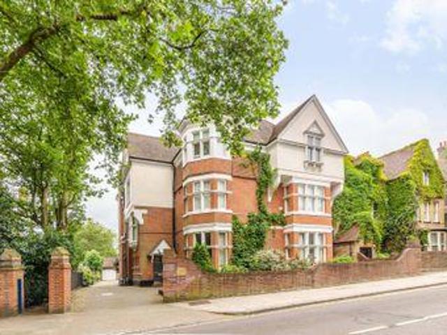 2 Bedrooms Flat for sale in Fitzjohns Avenue, Hampstead NW3
