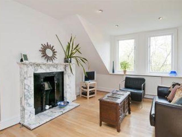 2 Bedrooms Flat for sale in Fitzjohns Avenue, Hampstead Village NW3