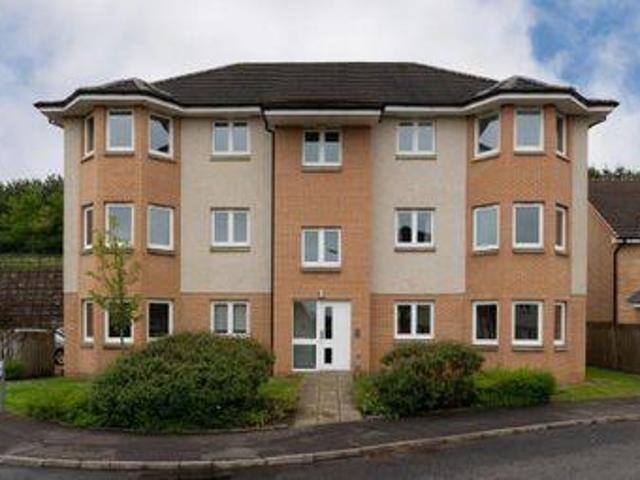 2 Bedrooms Flat for sale in Fieldfare View, Dunfermline KY11