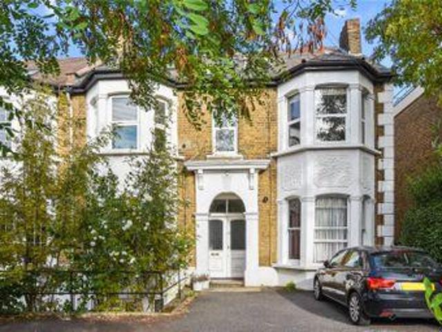 2 Bedrooms Flat for sale in Fillebrook Road, London E11
