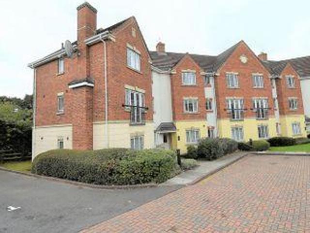 2 Bedrooms Flat for sale in Finchale Avenue, Priorslee, Telford TF2