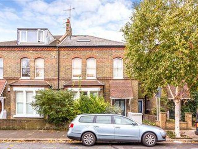 2 Bedrooms Flat for sale in Finsbury Park Road, London N4