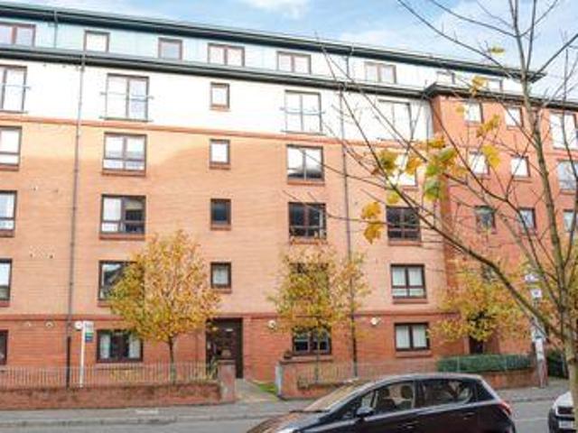 2 Bedrooms Flat for sale in Firhill Road, Flat 4/2, Firhill, Glasgow G20