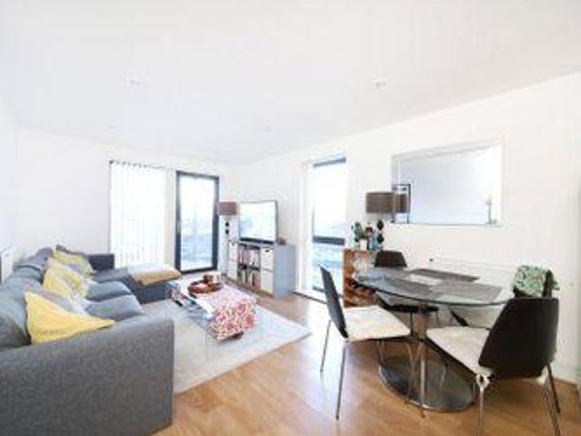 2 Bedrooms Flat for sale in Flat 502, Mercury House, 2 Jude Street, London E16