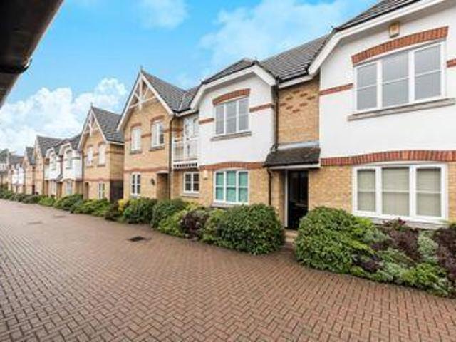 2 Bedrooms Flat for sale in Flat 6, Whittington Mews, North Finchley, London N12
