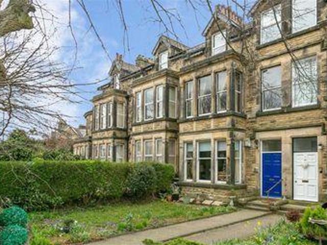 2 Bedrooms Flat for sale in Franklin Mount, Harrogate, North Yorkshire HG1