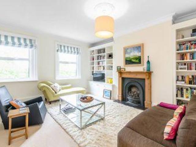 2 Bedrooms Flat for sale in Frognal Lane, Hampstead NW3