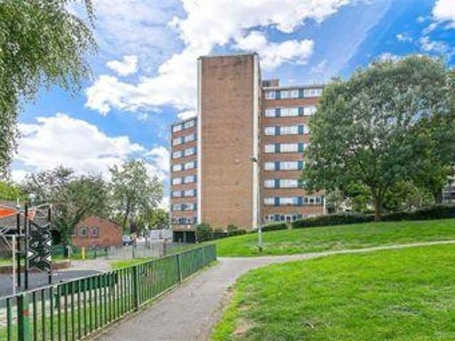 2 Bedrooms Flat for sale in Keevil Drive, Southfields SW19