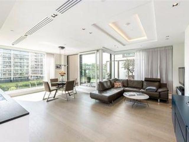 2 Bedrooms Flat for sale in Kensington High Street, Kensington, London W14